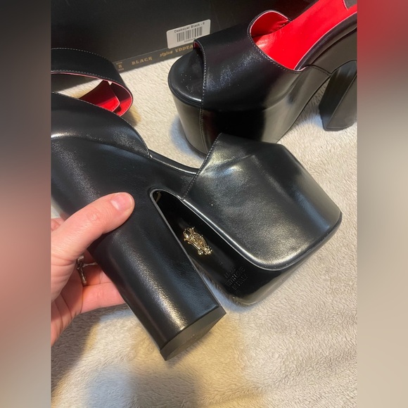 Kat Von D | Shoes | Kat Von D Destroyer Mega Platform Size 8 | Poshmark